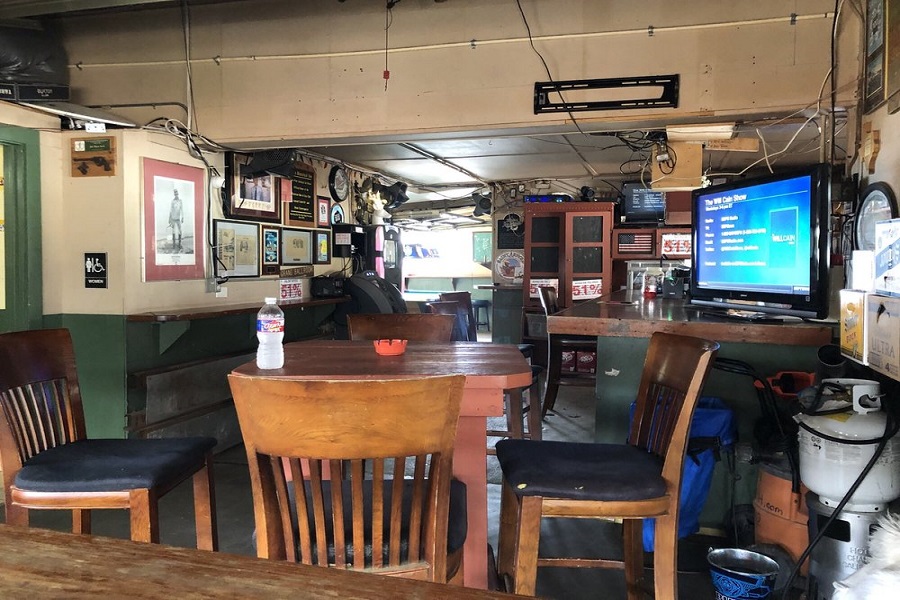 Houston's top 5 dive bars to visit now