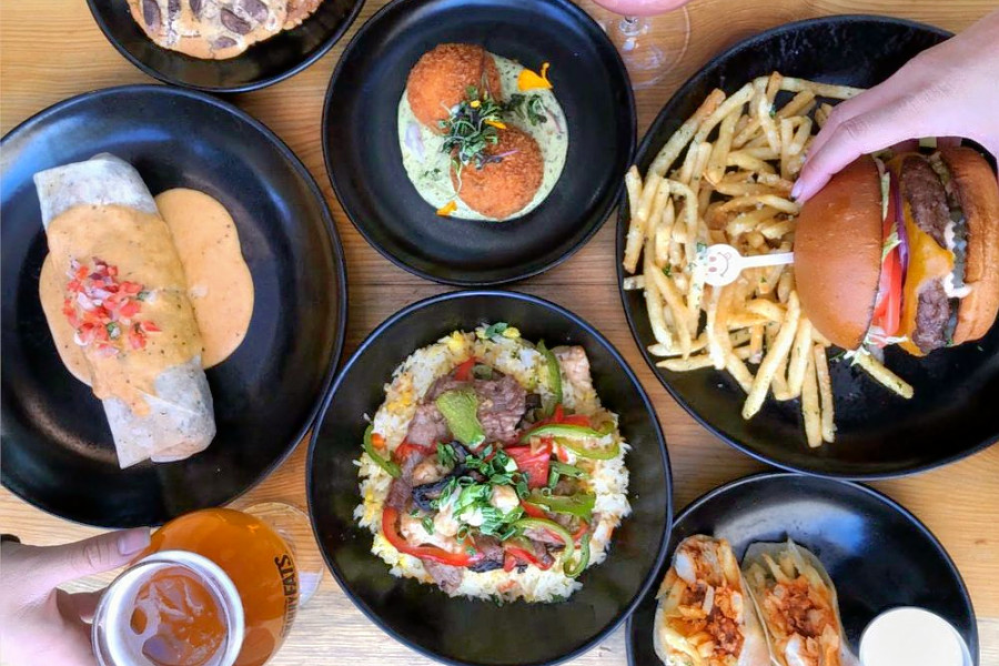 SkinnyFATS brings New American fare to Oak Lawn