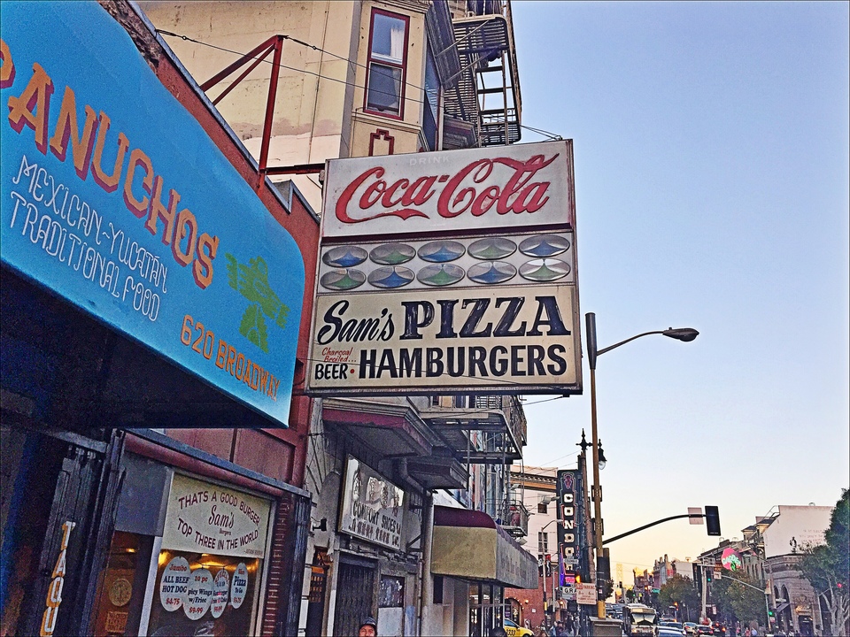 Inside 'Sam's,' North Beach's Late-Night Burger Mecca