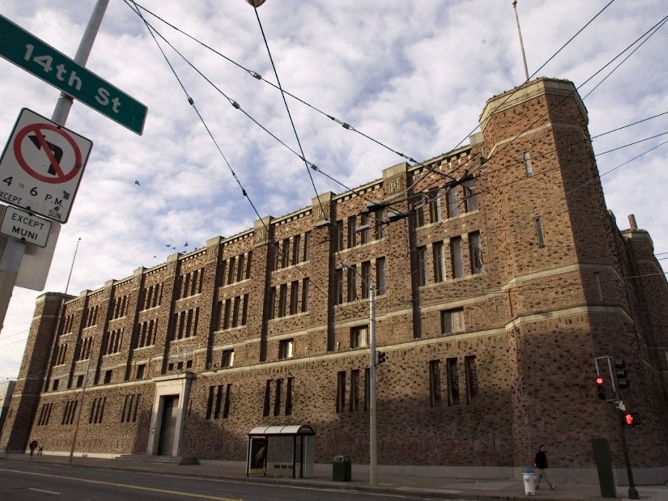 Entertainment Commission OKs Later Hours For Armory Events