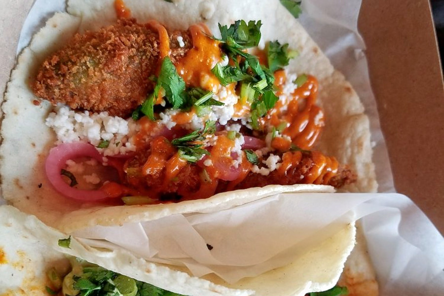 New Lakeview Mexican Spot 'Las Reinas' Opens Its Doors