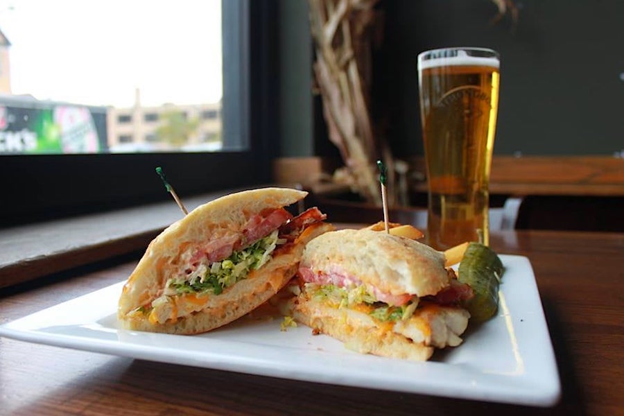 Finals frenzy: Here are Chicago's best sports bars for NBA action