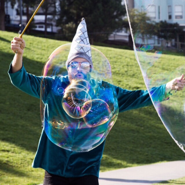 Meet the Bubble Wizard of Dolores Park