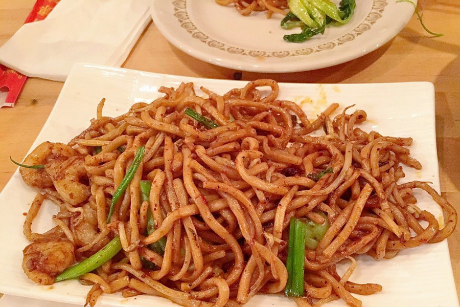Score noodles and more at Squirrel Hill North's new The Magic Noodle