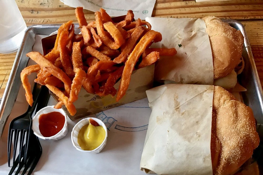 Explore the 5 top spots in Denver's Lowry Field neighborhood