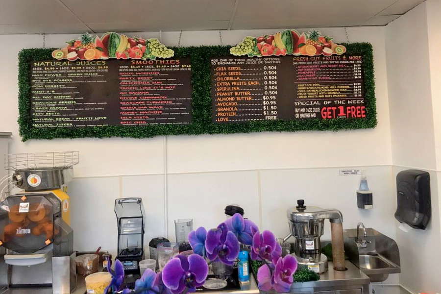 Natural Break makes Sherman Oaks debut, with juices, smoothies and