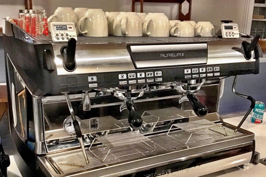 'B-Sides Coffee & Tea' Makes Beverly Debut, With Coffee, Tea And More