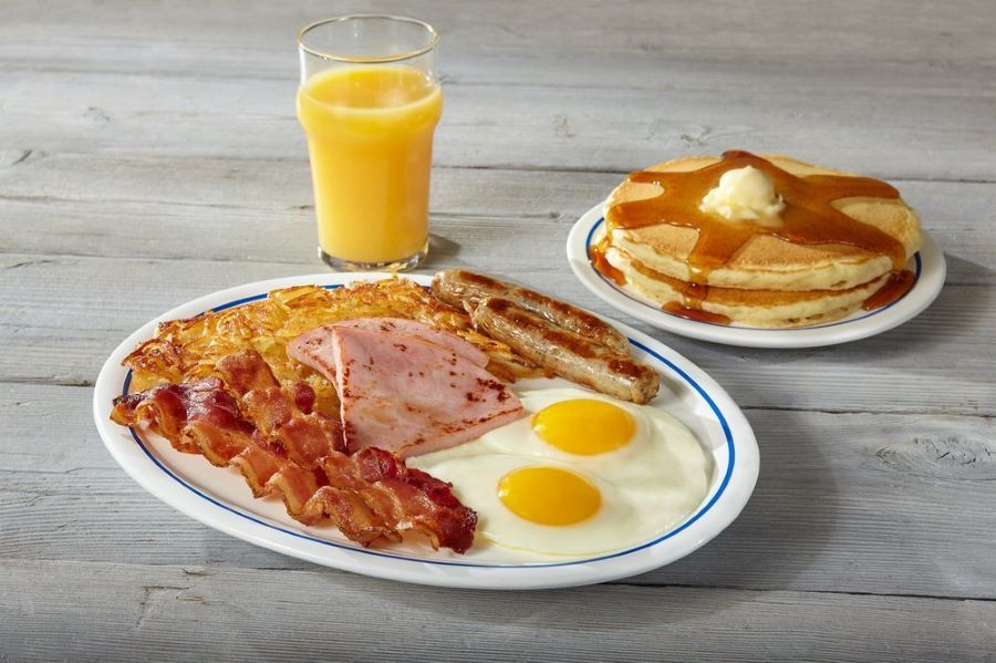 New IHOP location makes Vance Jackson debut