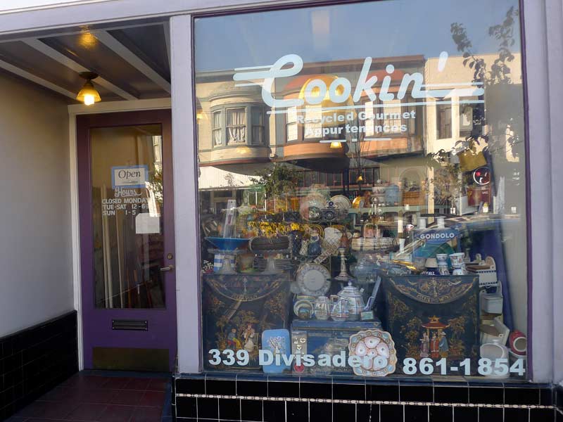 What's Cookin' at Cookin'