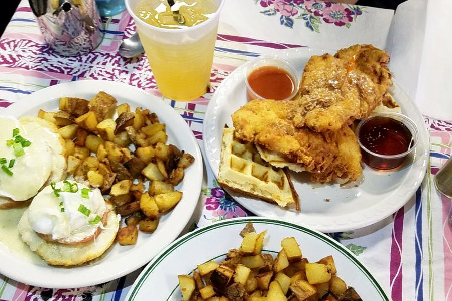 The 3 best dive bars in Cleveland