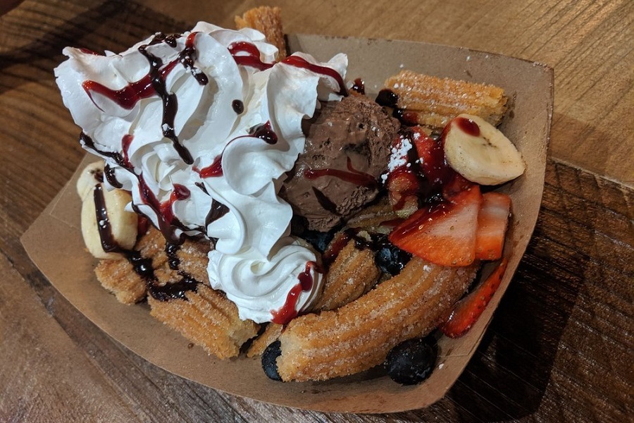Churroholics & Hiccups brings desserts and more to Willowbrook