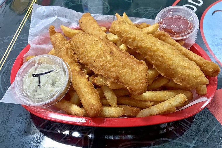 Hungry Crabs debuts in Tri-Taylor