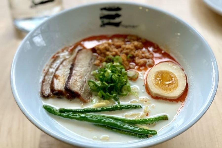 E Ramen makes Midtown debut, with ramen and more