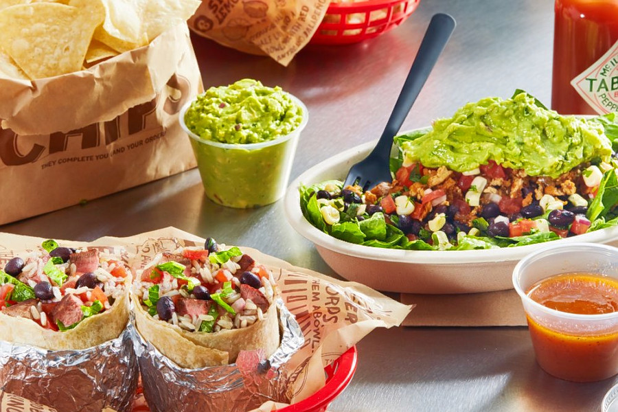 Chipotle opens new location in Chimney Lakes