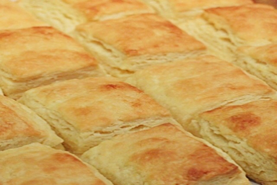New breakfast and brunch spot Square Biscuits debuts on Lincoln Avenue