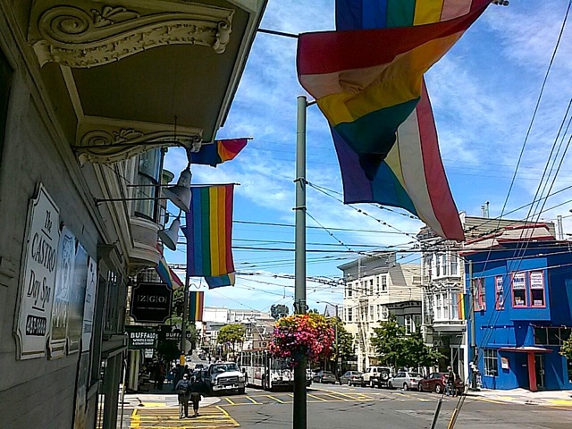 PHOTOS: Early June Sights in the Castro