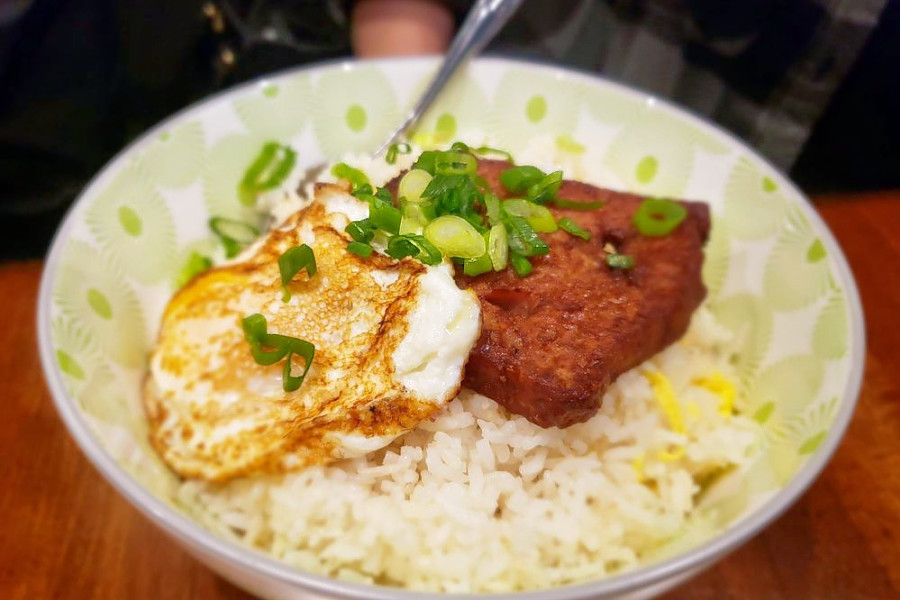 New Filipino spot Be More Pacific debuts in The Heights