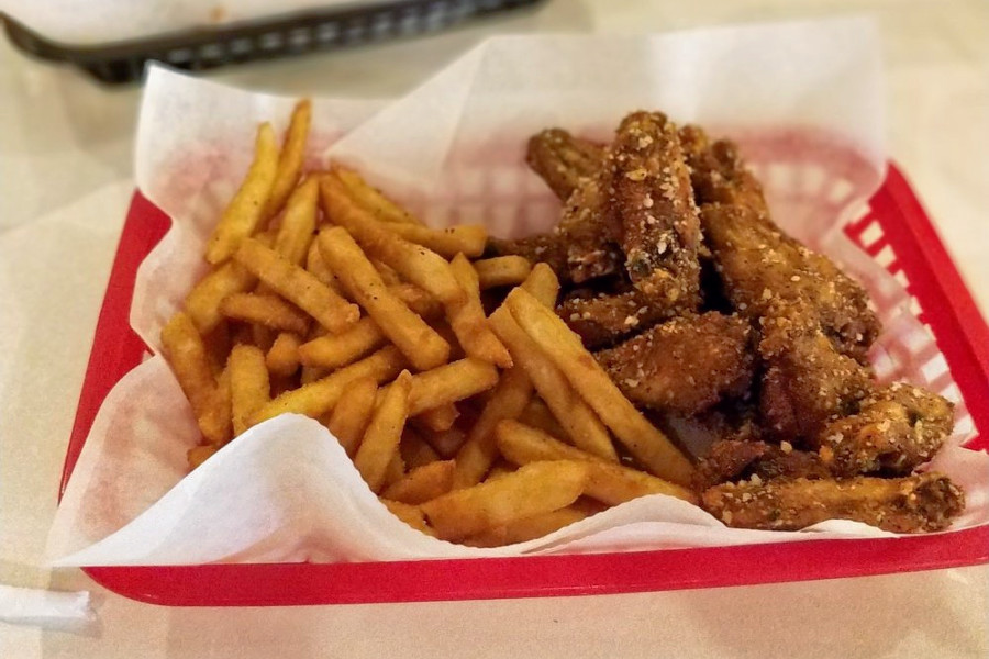 Jonesing for chicken wings? Check out Detroit's top 4 spots