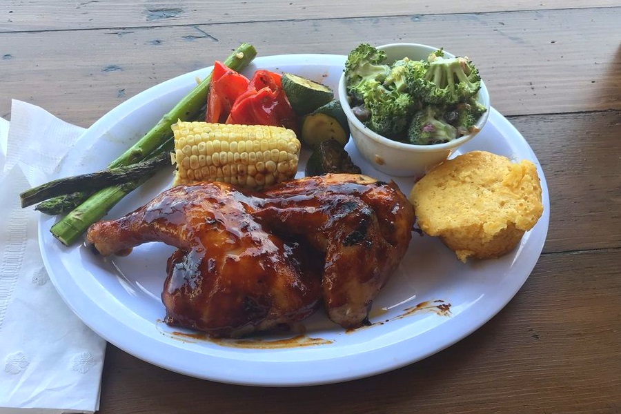 Bringing the beef: Buckhorn BBQ debuts barbecue and more in Modesto