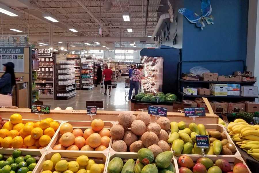 Mom's Organic Market opens new location for the Gaithersburg area