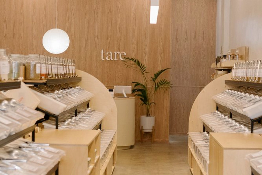 New Highland Park grocery store Tare opens its doors